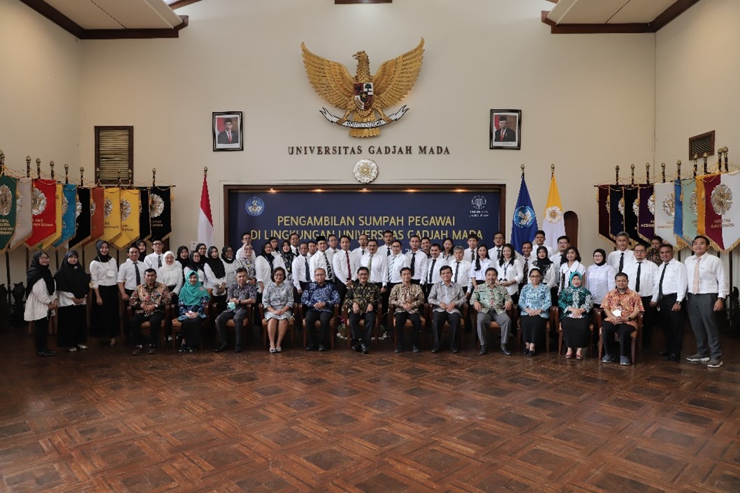 Pengambilan Sumpah Pegawai di lingkungan UGM – Direktorat Sumber Daya ...